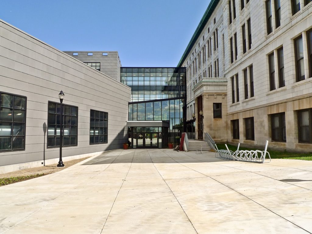 Buffalo Public School No. 195 City Honors School | HHL Architects