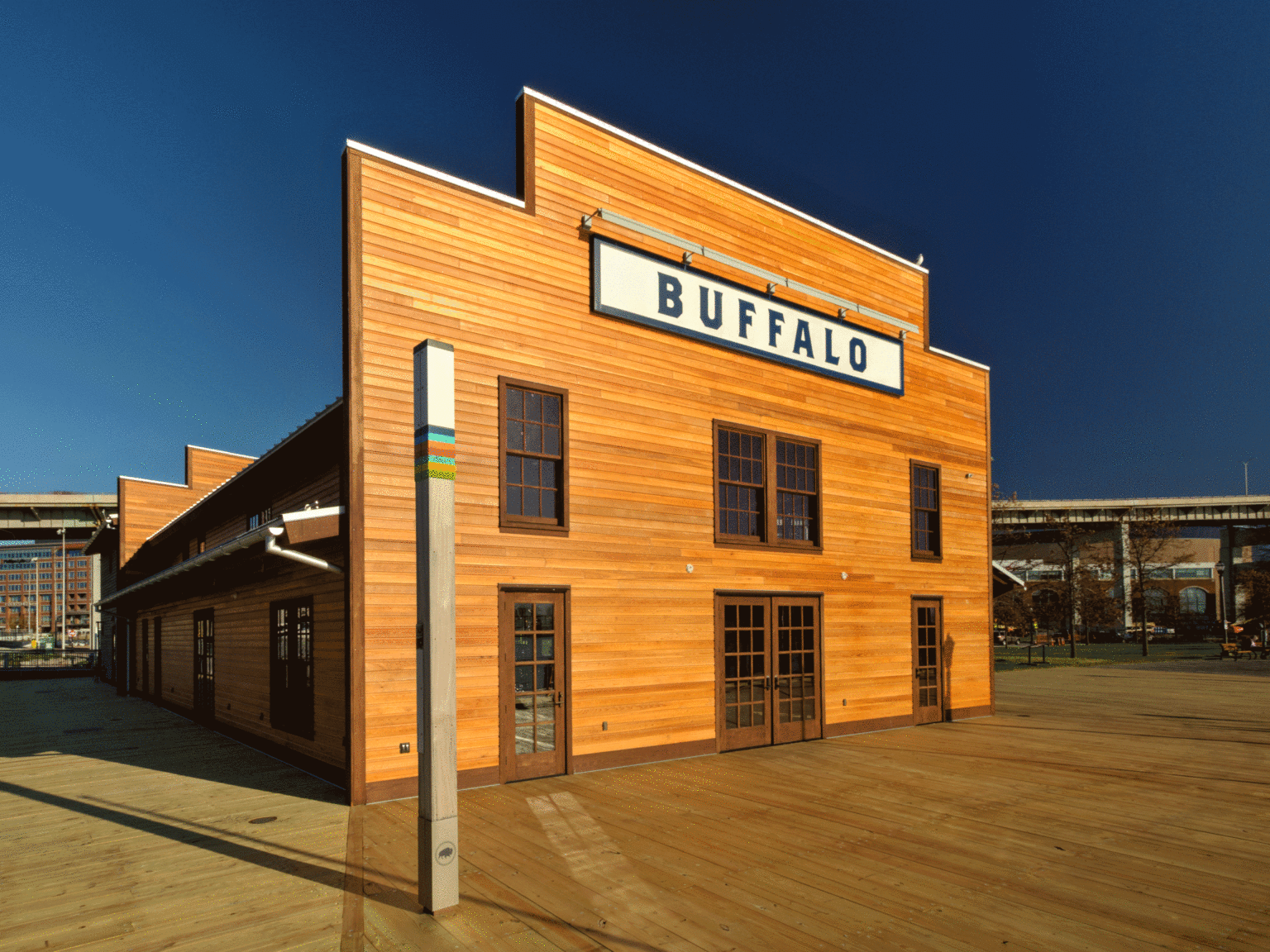 Longshed @ Canalside Buffalo | HHL Architects