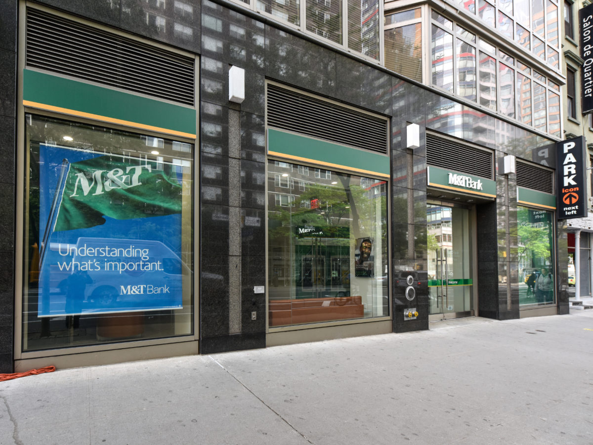 M&T Bank: 2nd Avenue Branch | HHL Architects