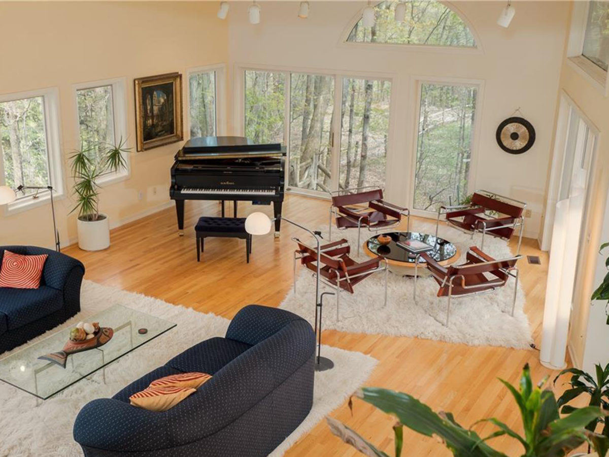 Postmodern Residence | HHL Architects